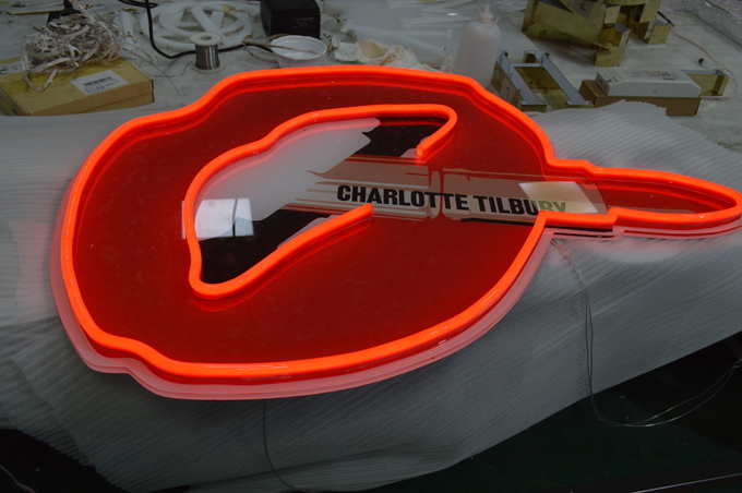 Acrylic Aluminium Neon Channel Letter Signs Red 3 Years Warranty